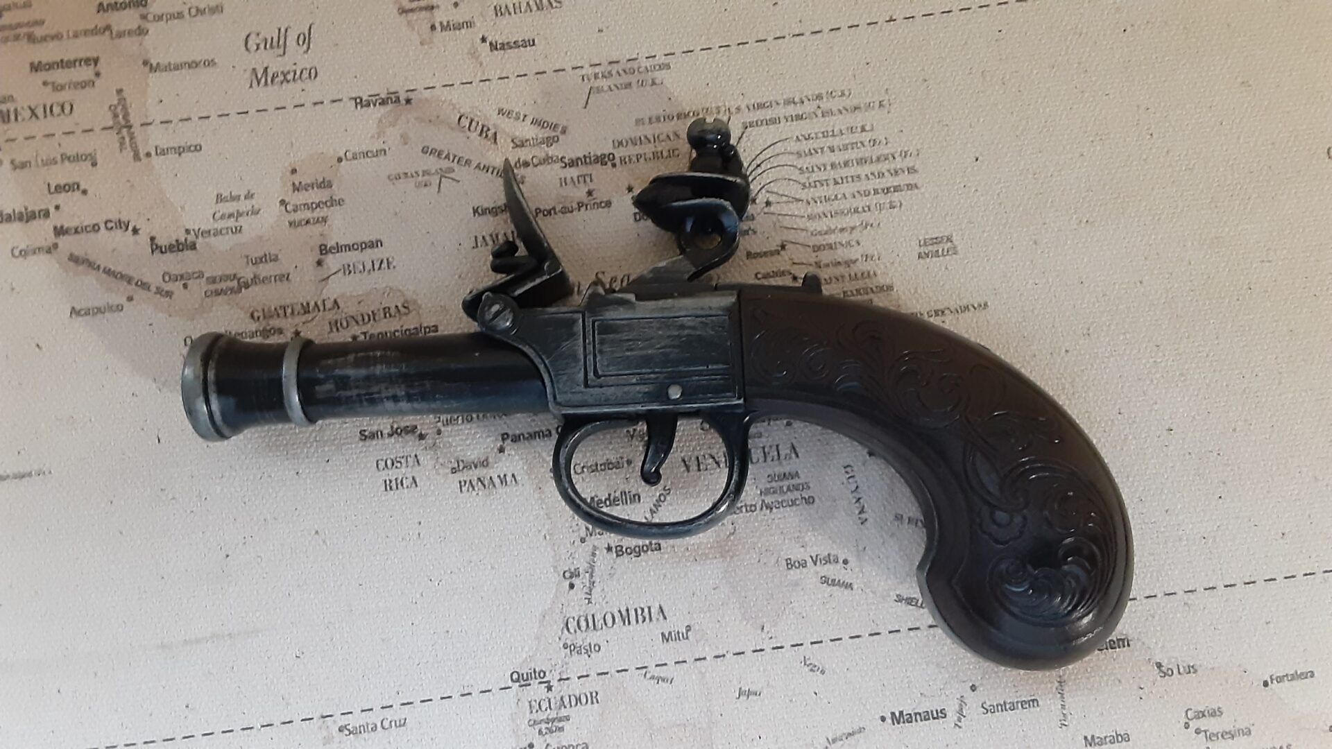 Steampunk Style 18th Century Aged Non Firing English Lady's Muff Flintlock