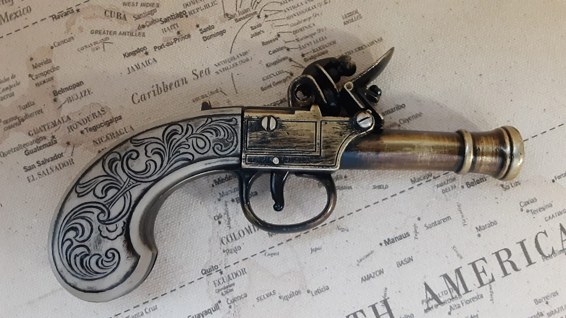 Steampunk Style 18th Century Aged Non Firing English Lady's Muff Flintlock