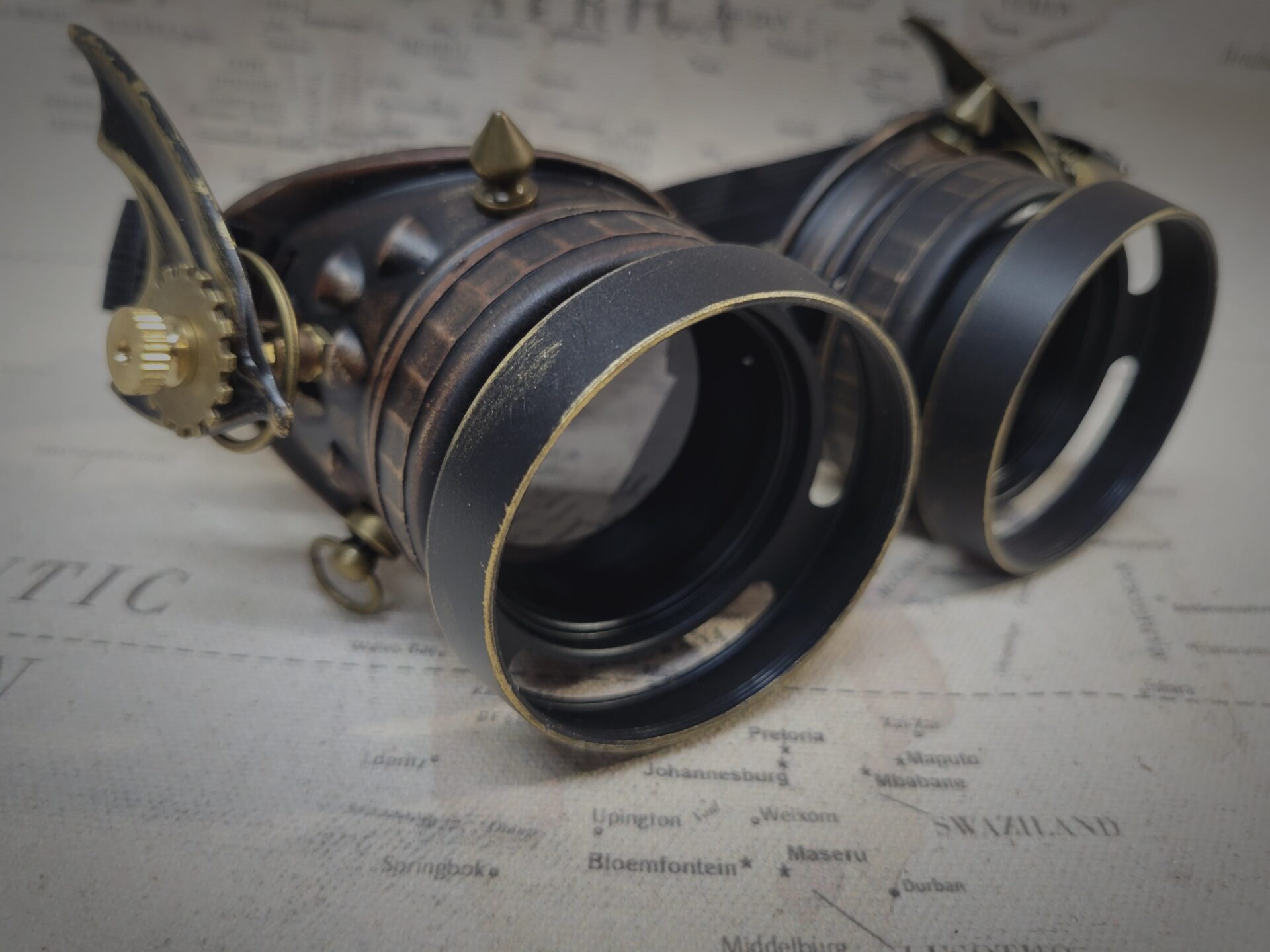 Steampunk Style Brown/Gold Dragon Wing Goggles - Steam Forged Studios
